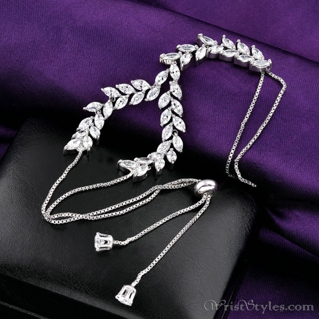 Leaf Chain Palm Cuff | Wrist Styles